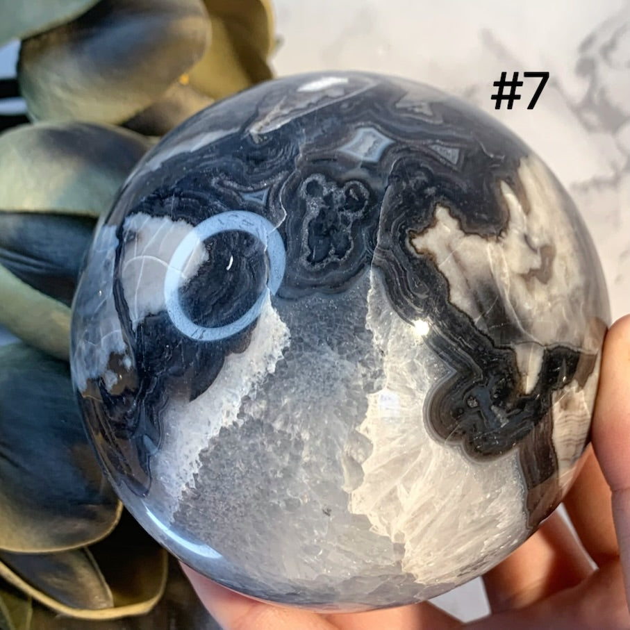 Lava Agate Sphere – zaiencrystal.com