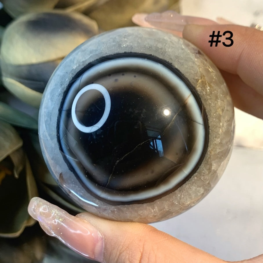 Banded Black Agate Spheres – zaiencrystal.com