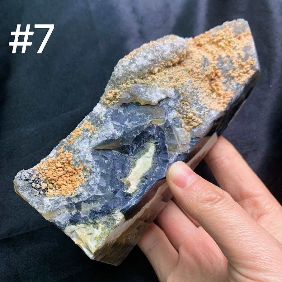 Lava Agate Tower (UV Reactive) – zaiencrystal.com
