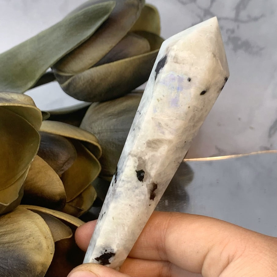 Rainbow Moonstone Wand – zaiencrystal.com