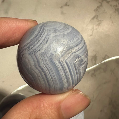 Blue Lace Agate Sphere – zaiencrystal.com