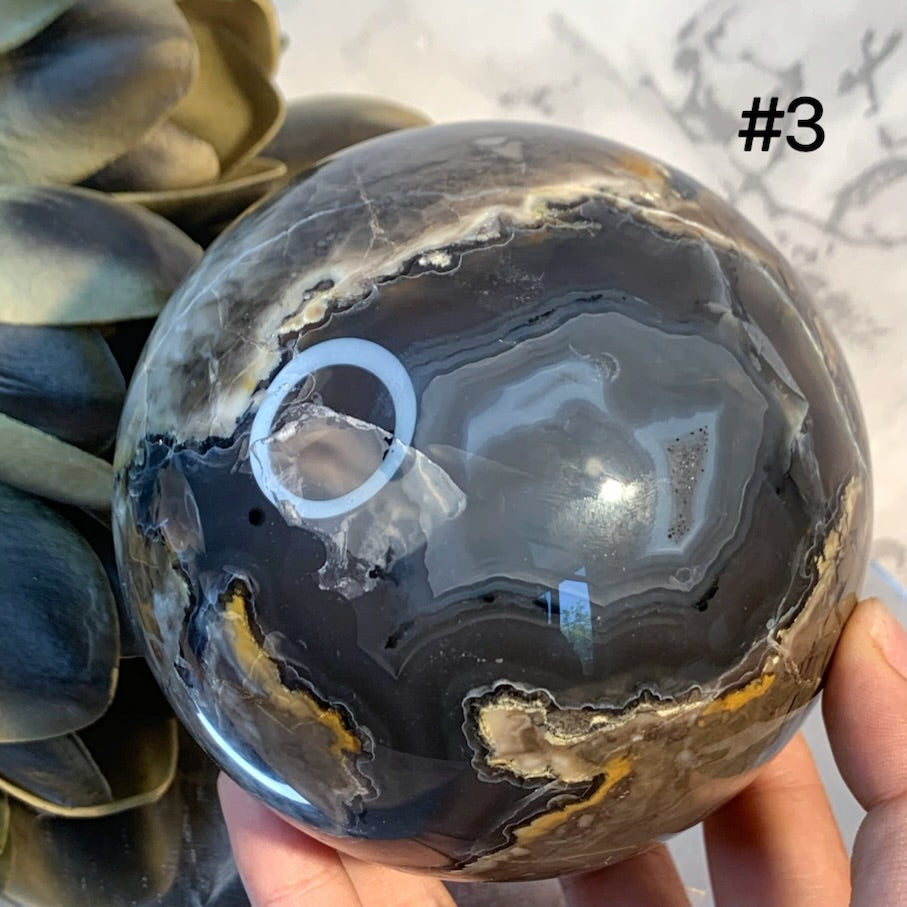 Lava Agate Sphere – zaiencrystal.com