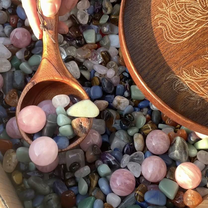 Affordable Crystal Confetti – zaiencrystal.com